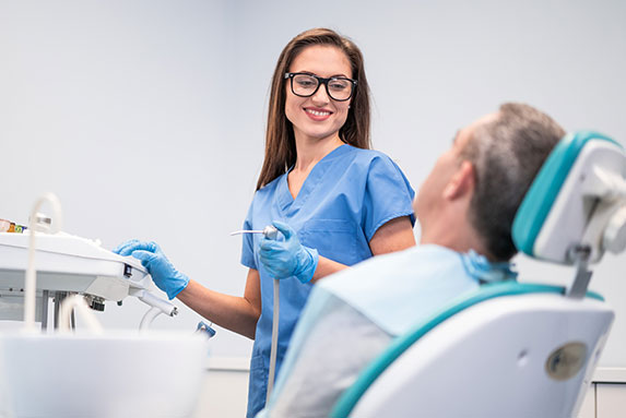 Online Dental Assistant Program Overview | Penn Foster